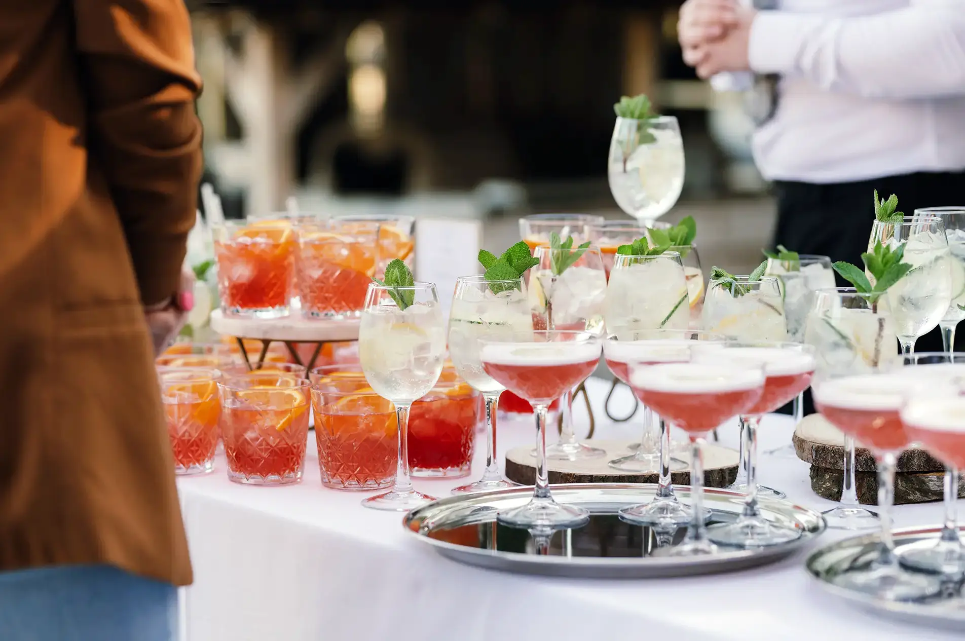 Create a showstopping drink experience | Brookfield Barn